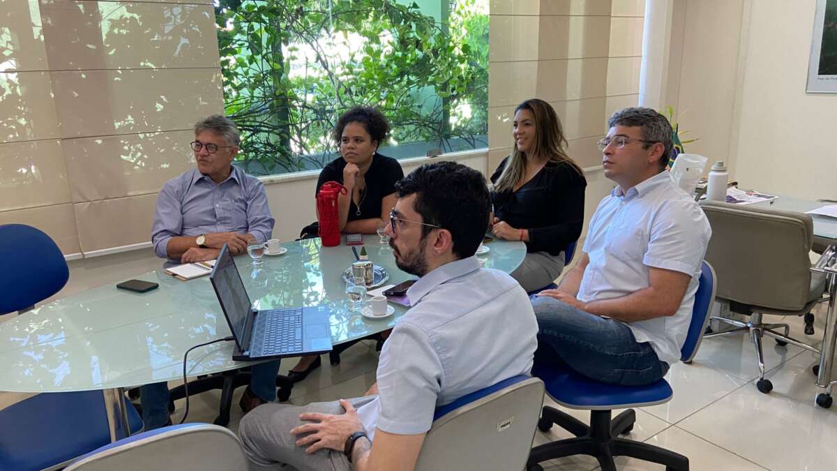 Seguimento de proteção animal busca apoio da SEMA para participação no ...