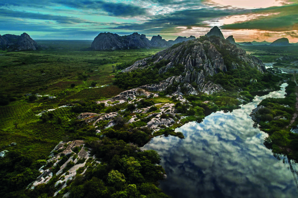 MONUMENTO NATURAL DOS MONÓLITOS DE QUIXADÁ - Secretaria do Meio Ambiente